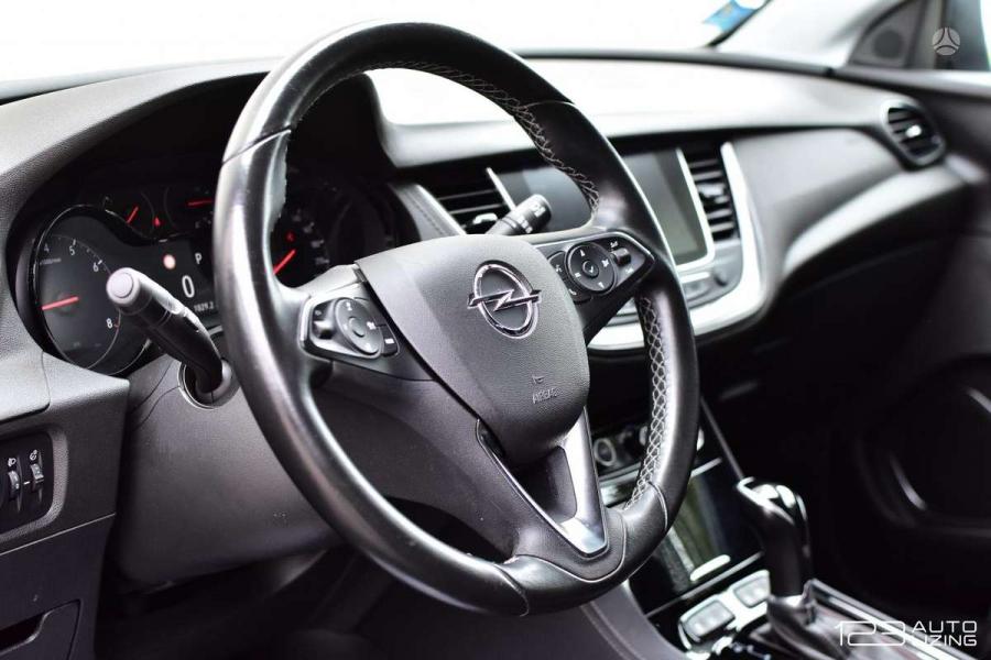 Zils Opel Grandland X 2019 Kretinga, ar dzinēja tilpumu 1.20 L un nobraukumu 104 tūkst. km par 10500 €, foto 24 vietnē AUTOMOTO.COM.LV