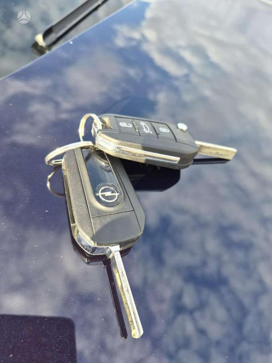 Синий Опель Grandland X 2019 в Куршенай, объемом двигателя 1.60 л и пробегом 190 тыс. км за 12500 €, фото 25 на AUTOMOTO.COM.LV