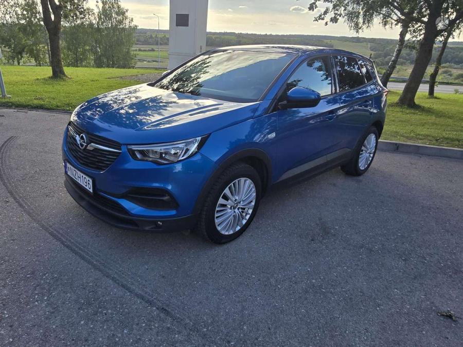 Blue Opel Grandland X 2019 in Kaunas, with an engine capacity of 1.50 L and mileage of 151 thousand km for 9400 €, photo 1 on AUTOMOTO.COM.LV