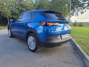 Blue Opel Grandland X 2019 in Kaunas, with an engine capacity of 1.50 L and mileage of 151 thousand km for 9400 €, photo 4 on AUTOMOTO.COM.LV