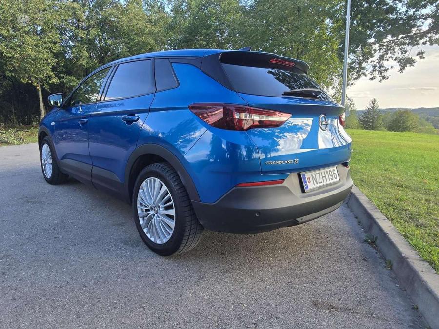 Blue Opel Grandland X 2019 in Kaunas, with an engine capacity of 1.50 L and mileage of 151 thousand km for 9400 €, photo 4 on AUTOMOTO.COM.LV