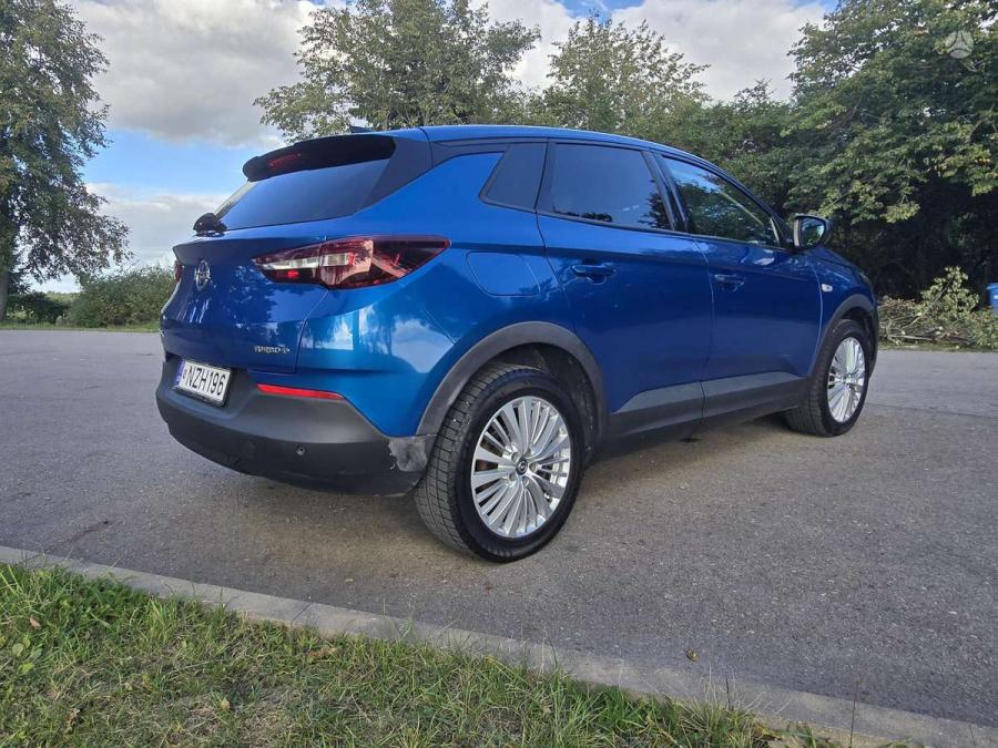 Blue Opel Grandland X 2019 in Kaunas, with an engine capacity of 1.50 L and mileage of 151 thousand km for 9400 €, photo 5 on AUTOMOTO.COM.LV
