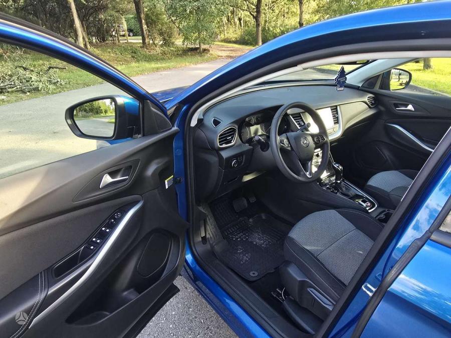 Blue Opel Grandland X 2019 in Kaunas, with an engine capacity of 1.50 L and mileage of 151 thousand km for 9400 €, photo 13 on AUTOMOTO.COM.LV