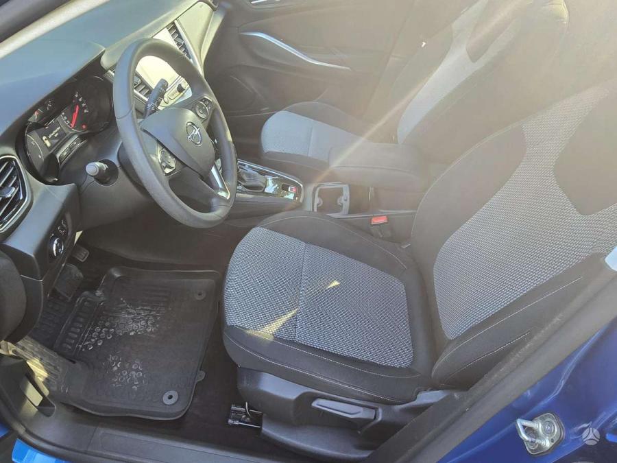Blue Opel Grandland X 2019 in Kaunas, with an engine capacity of 1.50 L and mileage of 151 thousand km for 9400 €, photo 17 on AUTOMOTO.COM.LV