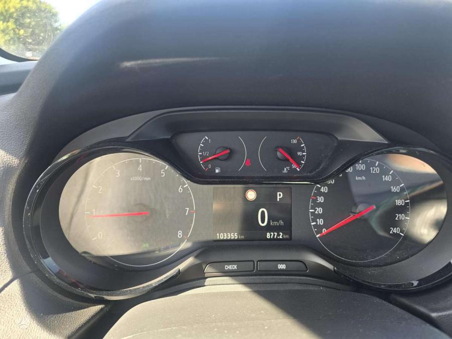 Blue Opel Grandland X 2019 in Taurage, with an engine capacity of 1.20 L and mileage of 103 thousand km for 9900 €, photo 10 on AUTOMOTO.COM.LV