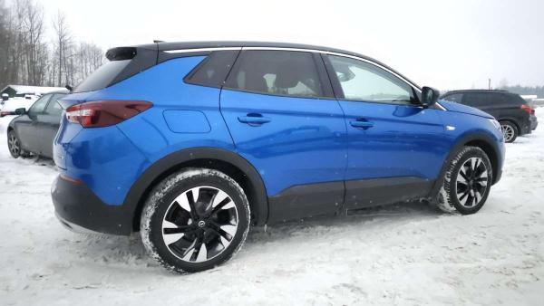 Blue Opel Grandland X 2020 in Utena, with an engine capacity of 1.50 L and mileage of 200 thousand km for 10950 €, photo 7 on AUTOMOTO.COM.LV