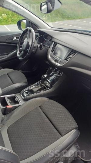 Opel Grandland X 2017 Rīga, ar dzinēja tilpumu 1.20 L un nobraukumu 180 tūkst. km par 10490 €, foto 5 vietnē AUTOMOTO.COM.LV