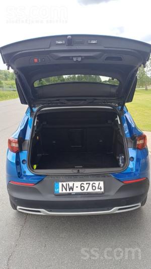 Opel Grandland X 2017 Rīga, ar dzinēja tilpumu 1.20 L un nobraukumu 180 tūkst. km par 10490 €, foto 7 vietnē AUTOMOTO.COM.LV