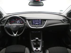 Opel Grandland X 2018 in Vilnius, with an engine capacity of 1.20 L and mileage of 134 thousand km for 10399 €, photo 3 on AUTOMOTO.COM.LV