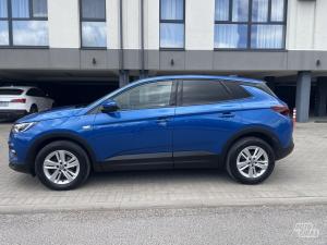 Opel Grandland X 2018 in Kaunas, with an engine capacity of 1.60 L and mileage of 355 thousand km for 8400 €, photo 4 on AUTOMOTO.COM.LV