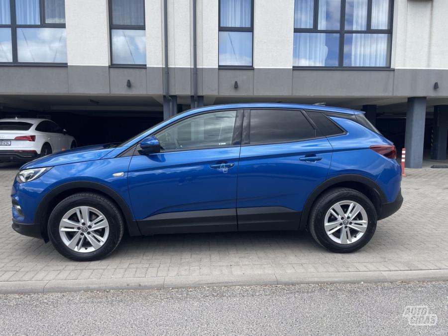 Opel Grandland X 2018 in Kaunas, with an engine capacity of 1.60 L and mileage of 355 thousand km for 8400 €, photo 4 on AUTOMOTO.COM.LV