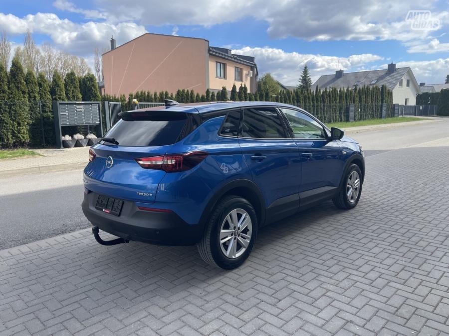 Opel Grandland X 2018 in Kaunas, with an engine capacity of 1.60 L and mileage of 355 thousand km for 8400 €, photo 8 on AUTOMOTO.COM.LV