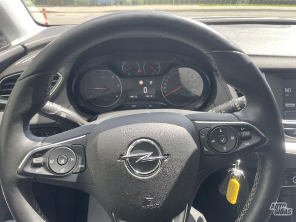 Opel Grandland X 2018 in Kaunas, with an engine capacity of 1.60 L and mileage of 196 thousand km for 10400 €, photo 9 on AUTOMOTO.COM.LV