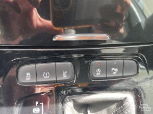 Opel Grandland X 2018 in Kaunas, with an engine capacity of 1.60 L and mileage of 196 thousand km for 10400 €, photo 12 on AUTOMOTO.COM.LV