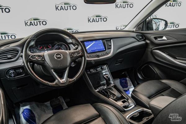 Opel Grandland X 2018 in Kaunas, with an engine capacity of 1.20 L and mileage of 251 thousand km for 10790 €, photo 7 on AUTOMOTO.COM.LV