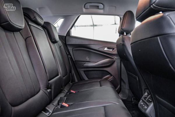 Opel Grandland X 2018 in Kaunas, with an engine capacity of 1.20 L and mileage of 251 thousand km for 10790 €, photo 10 on AUTOMOTO.COM.LV