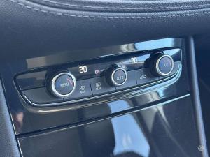 Opel Grandland X 2018 in Klaipeda, with an engine capacity of 1.20 L and mileage of 138 thousand km for 11900 €, photo 20 on AUTOMOTO.COM.LV