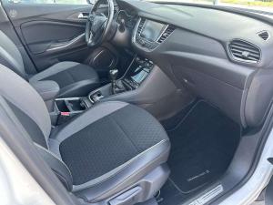 Opel Grandland X 2018 in Klaipeda, with an engine capacity of 1.20 L and mileage of 138 thousand km for 11900 €, photo 25 on AUTOMOTO.COM.LV