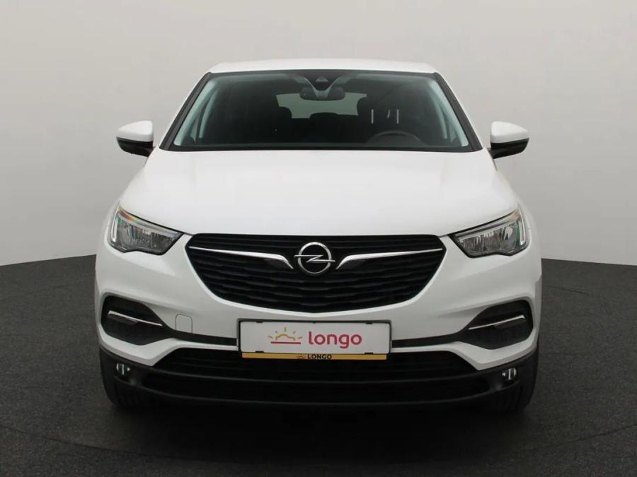 Opel Grandland X 2019 in Vilnius, with an engine capacity of 1.20 L and mileage of 111 thousand km for 11199 €, photo 3 on AUTOMOTO.COM.LV