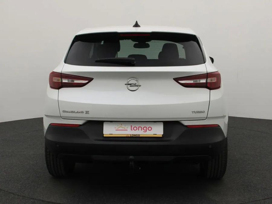 Opel Grandland X 2019 in Vilnius, with an engine capacity of 1.20 L and mileage of 111 thousand km for 11199 €, photo 5 on AUTOMOTO.COM.LV