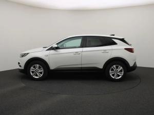 Opel Grandland X 2019 in Vilnius, with an engine capacity of 1.20 L and mileage of 111 thousand km for 11199 €, photo 6 on AUTOMOTO.COM.LV