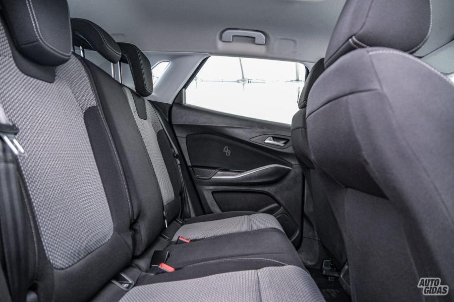 Opel Grandland X 2019 in Kaunas, with an engine capacity of 1.50 L and mileage of 219 thousand km for 11590 €, photo 11 on AUTOMOTO.COM.LV