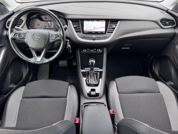 Opel Grandland X 2019 in Vilnius, with an engine capacity of 1.20 L and mileage of 170 thousand km for 9500 €, photo 6 on AUTOMOTO.COM.LV