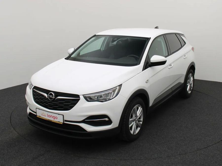 Opel Grandland X 2020 in Vilnius, with an engine capacity of 1.20 L and mileage of 101 thousand km for 12799 €, photo 1 on AUTOMOTO.COM.LV