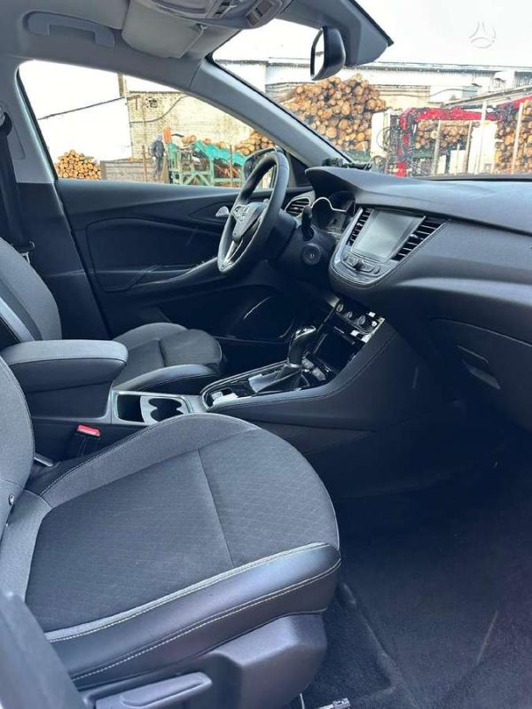 Opel Grandland X 2021 in Taurage, with an engine capacity of 1.50 L and mileage of 164 thousand km for 12500 €, photo 11 on AUTOMOTO.COM.LV