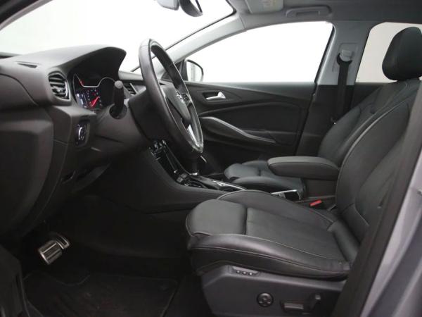 Opel Grandland X 2021 in Vilnius, with an engine capacity of 1.50 L and mileage of 156 thousand km for 14399 €, photo 4 on AUTOMOTO.COM.LV
