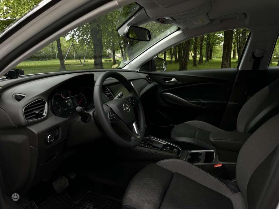 Opel Grandland X 2021 in Taurage, with an engine capacity of 1.50 L and mileage of 164 thousand km for 9900 €, photo 11 on AUTOMOTO.COM.LV