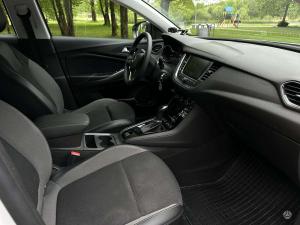 Opel Grandland X 2021 in Taurage, with an engine capacity of 1.50 L and mileage of 164 thousand km for 9900 €, photo 15 on AUTOMOTO.COM.LV