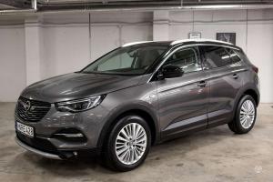 Grey Opel Grandland X 2017 in Siauliai, with an engine capacity of 1.20 L and mileage of 104 thousand km for 12500 €, photo  on AUTOMOTO.COM.LV