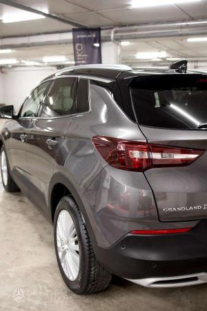 Pelēks Opel Grandland X 2017 Šauļi, ar dzinēja tilpumu 1.20 L un nobraukumu 104 tūkst. km par 12500 €, foto 2 vietnē AUTOMOTO.COM.LV