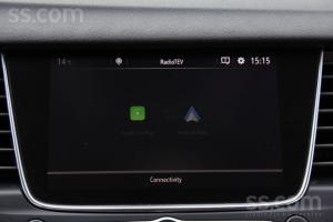 Grey Opel Grandland X 2017 in Tukums, with an engine capacity of 1.60 L and mileage of 200 thousand km for 10900 €, photo 15 on AUTOMOTO.COM.LV