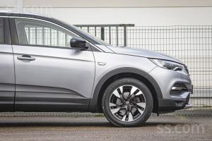 Pelēks Opel Grandland X 2018 Tukums, ar dzinēja tilpumu 1.50 L un nobraukumu 178 tūkst. km par 12990 €, foto 14 vietnē AUTOMOTO.COM.LV