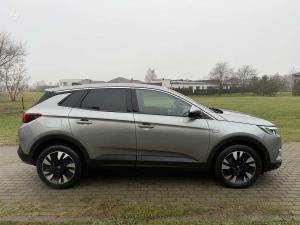 Grey Opel Grandland X 2018 in Taurage, with an engine capacity of 1.20 L and mileage of 148 thousand km for 10200 €, photo 11 on AUTOMOTO.COM.LV
