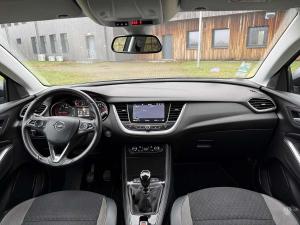 Grey Opel Grandland X 2018 in Taurage, with an engine capacity of 1.20 L and mileage of 148 thousand km for 10200 €, photo 18 on AUTOMOTO.COM.LV
