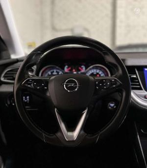 Pelēks Opel Grandland X 2018 Klaipėda, ar dzinēja tilpumu 1.56 L un nobraukumu 167 tūkst. km par 11999 €, foto 4 vietnē AUTOMOTO.COM.LV