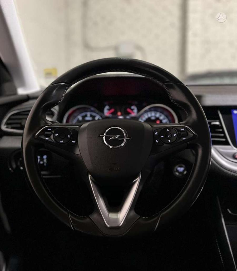 Pelēks Opel Grandland X 2018 Klaipėda, ar dzinēja tilpumu 1.56 L un nobraukumu 167 tūkst. km par 11999 €, foto 4 vietnē AUTOMOTO.COM.LV