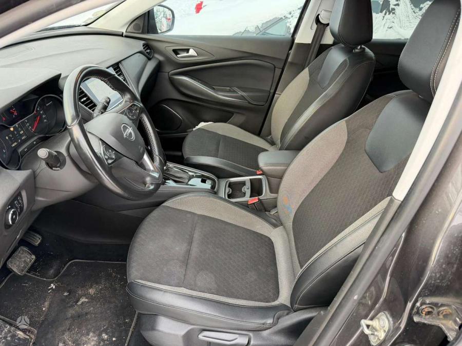 Pelēks Opel Grandland X 2018 Tauragė, ar dzinēja tilpumu 1.56 L un nobraukumu 140 tūkst. km par 11700 €, foto 7 vietnē AUTOMOTO.COM.LV