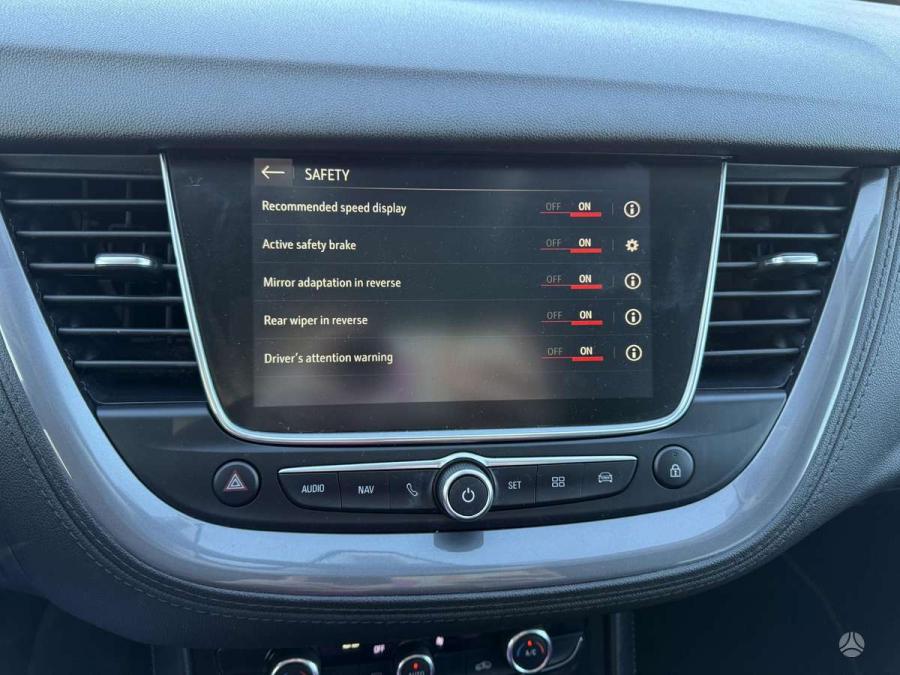 Серый Опель Grandland X 2018 в Таураге, объемом двигателя 1.20 л и пробегом 148 тыс. км за 9900 €, фото 25 на AUTOMOTO.COM.LV