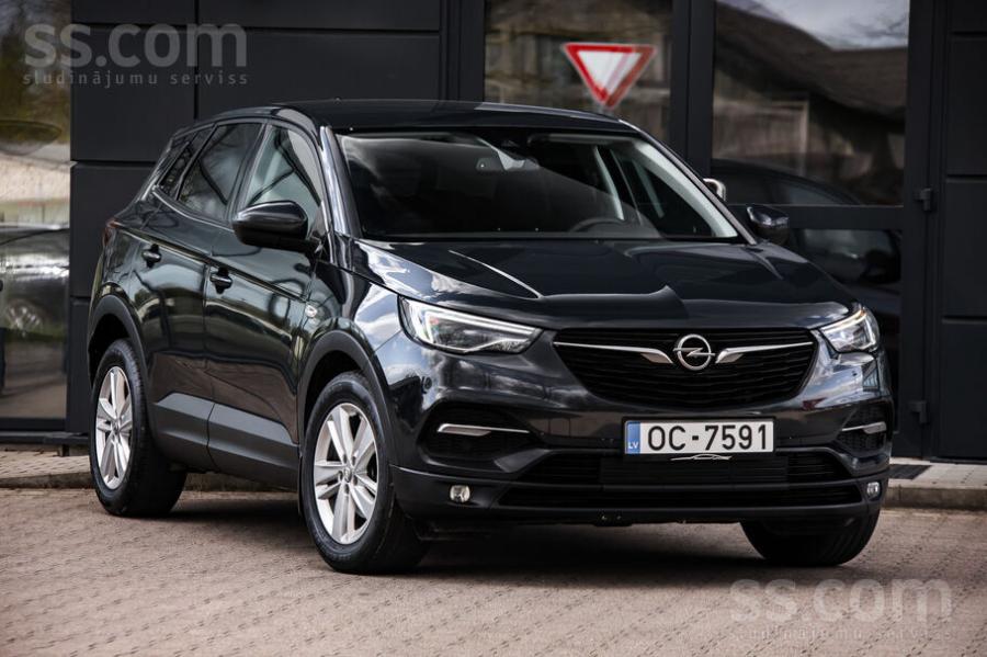 Серый Опель Grandland X 2018 в Елгава, объемом двигателя 1.20 л и пробегом 103 тыс. км за 9500 €, фото 4 на AUTOMOTO.COM.LV