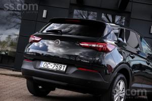 Серый Опель Grandland X 2018 в Елгава, объемом двигателя 1.20 л и пробегом 103 тыс. км за 9500 €, фото 8 на AUTOMOTO.COM.LV
