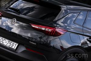 Серый Опель Grandland X 2018 в Елгава, объемом двигателя 1.20 л и пробегом 103 тыс. км за 9500 €, фото 11 на AUTOMOTO.COM.LV