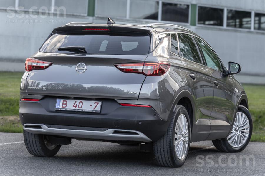 Grey Opel Grandland X 2018 in Tukums, with an engine capacity of 2.00 L and mileage of 201 thousand km for 13490 €, photo 12 on AUTOMOTO.COM.LV