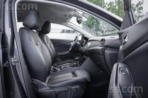 Grey Opel Grandland X 2018 in Tukums, with an engine capacity of 2.00 L and mileage of 201 thousand km for 13490 €, photo 19 on AUTOMOTO.COM.LV