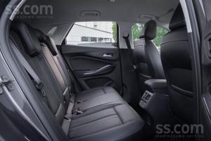Grey Opel Grandland X 2018 in Tukums, with an engine capacity of 2.00 L and mileage of 201 thousand km for 13490 €, photo 21 on AUTOMOTO.COM.LV