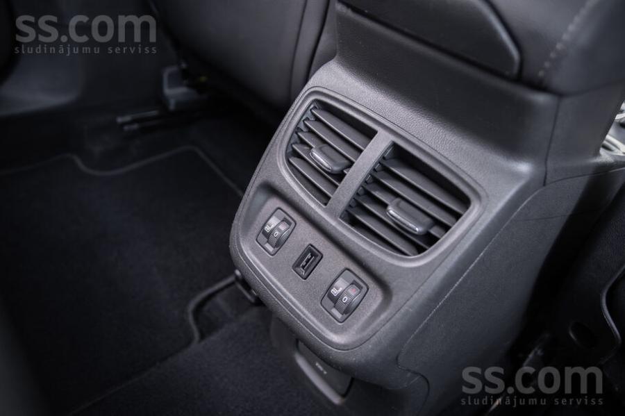 Grey Opel Grandland X 2018 in Tukums, with an engine capacity of 2.00 L and mileage of 201 thousand km for 13490 €, photo 22 on AUTOMOTO.COM.LV