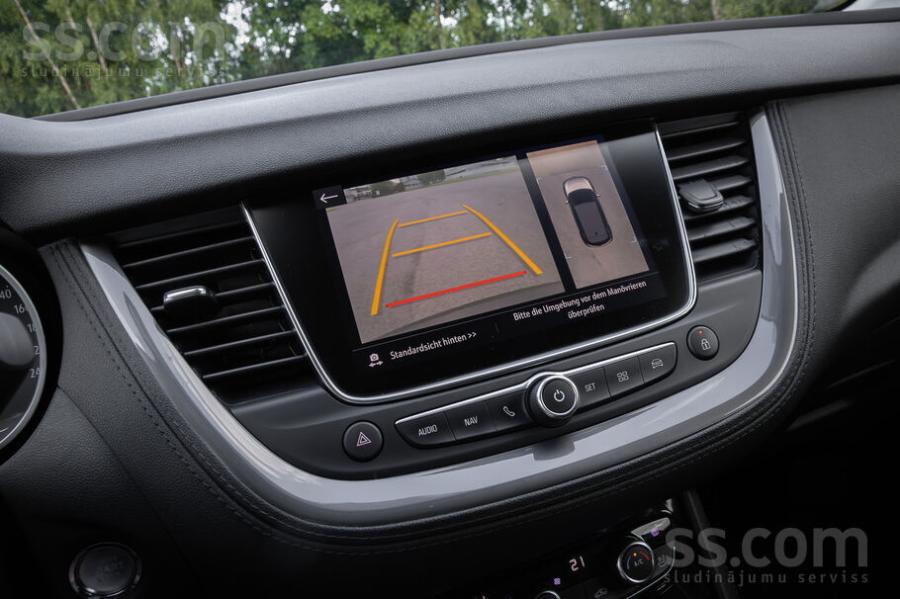 Grey Opel Grandland X 2018 in Tukums, with an engine capacity of 2.00 L and mileage of 201 thousand km for 13490 €, photo 25 on AUTOMOTO.COM.LV